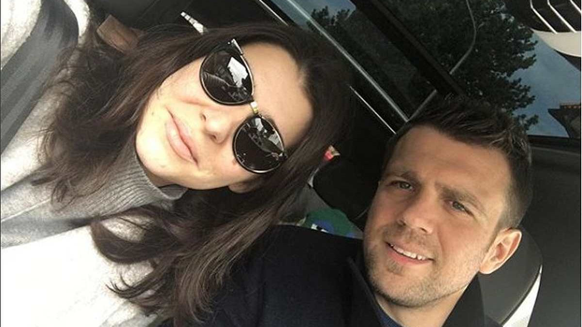 Ona nije kao druge žene fudbalera: Ovo je supruga Zvjezdana Misimovića ... Ona nije kao druge žene fudbalera: Ovo je supruga Zvjezdana Misimovića ...
